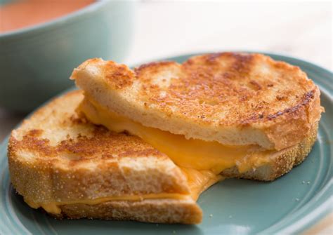Poll Grilled Cheese Fans Are More Sexually Active