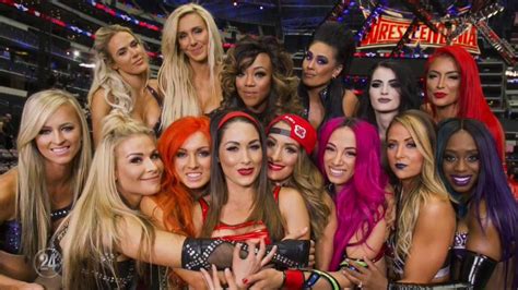 Total Divas S7 E2 Dressed Like A Champ E3 Breaking All The Rules