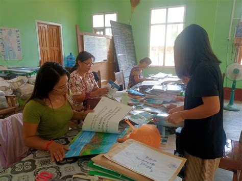 ကွန်ဟိန်းမြို့၌ Mobile Library စနစ် စာအုပ်၊ စာစောင်များ ကွင်းဆင်းငှားရမ