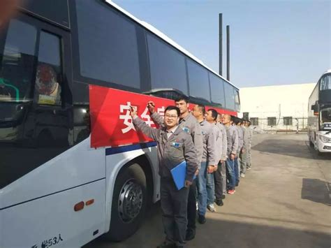 安全宣誓 道路千万条 安全第一条 行车不规范 亲人两行泪－圣雄能源党政办公室泰和车队开展安全行车教育暨驾驶员安全宣誓签名活动 搜狐大视野 搜狐新闻