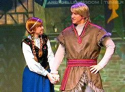 Frozen Sing Along Show At Disney World Frozen Photo Fanpop