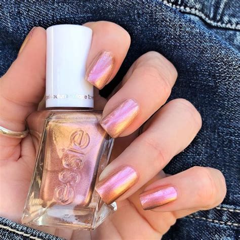 1133 Gold Gilding Another Look At This Gorgeous Polish From The Essie