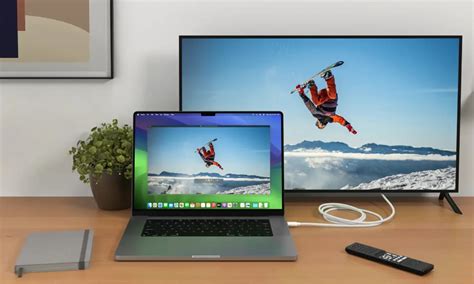 Hyper® Introduces Hyperdrive Next® Usb C To Hdmi 4k60hz Cable Elevati