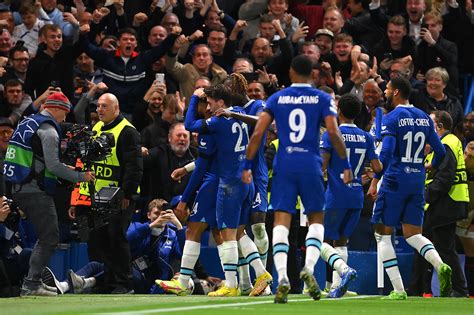 Chelsea 3 0 Ac Milan Live Reaction Reece James Has To Start For