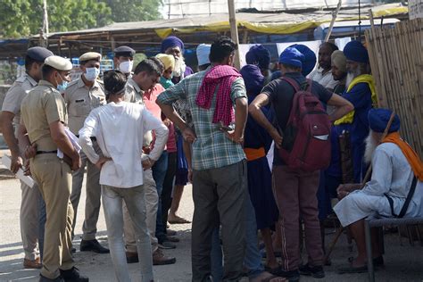 Nihang Surrenders Over The Brutal Killing At Singhu Over Alleged