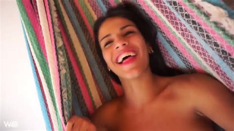 Wet Girl With Amazing Body Denisse Gomez Eporner