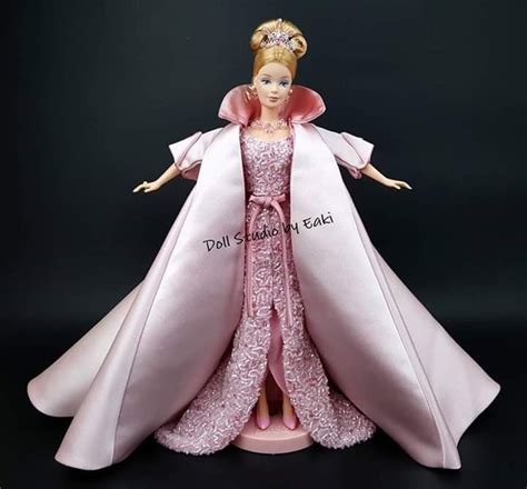 Pin Em Barbie