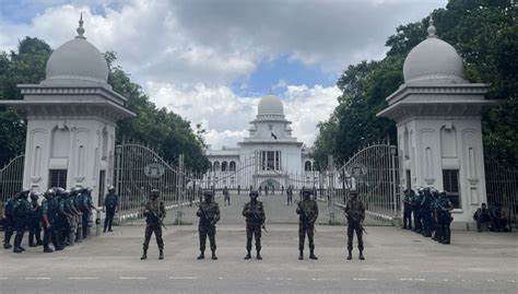 ဆန္ဒပြပွဲများဖြစ်ပွားနေသည့် ဘင်္ဂလားဒေ့ရှ်မြို့တော်တွင် အတိုက်အခံခေါင်းဆောင်တချို့ အပါအဝင် လူ