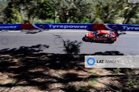 2013 V8 Supercar Series Bathurst 1000 Km Mount Panorama New South