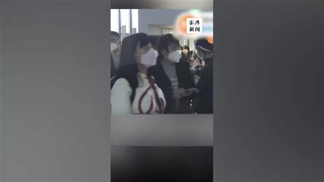 直击中国旅客入境日本被发红绳标牌区分还特设隔离检疫区 凤凰网视频 凤凰网
