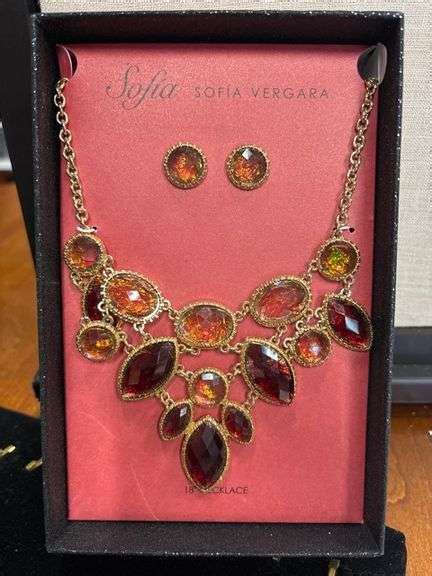 Sofia Vergara Necklace And Earrings Set • Looks New • Office Duck