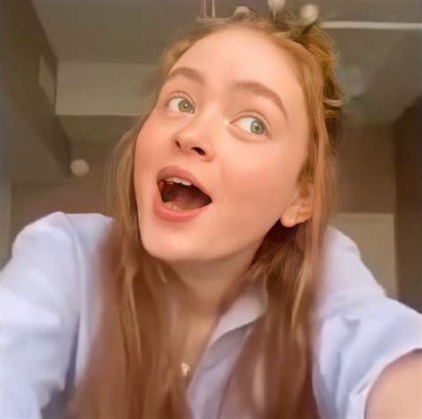 I Could Look At Sadie Sinks Pretty Face All Day Scrolller