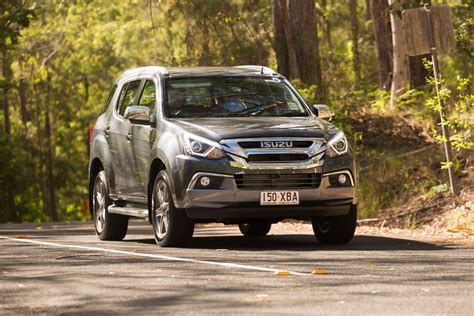 Isuzu Mu X цены отзывы характеристики Mu X от Isuzu