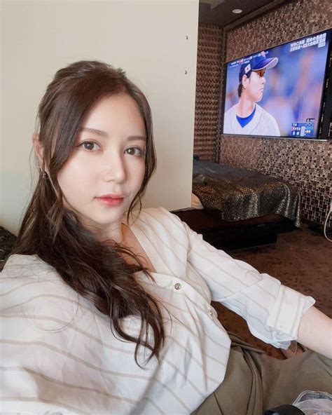 Miu Shiromine Selebriti Cantik Kecantikan Orang Asia Selebriti