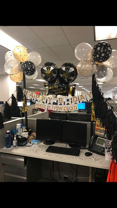 Pin By Becky On Holiday Office Birthday Decorations Cubicle Birthday
