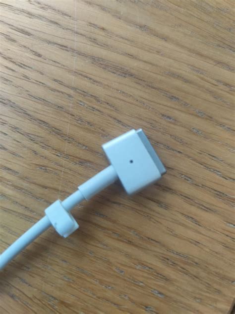 New Gen Mac Charger To Old Mac Connection Rmacbookpro