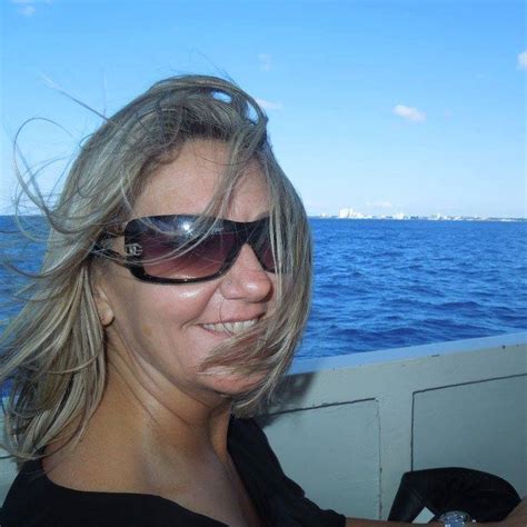 Dorie Weber Applevac