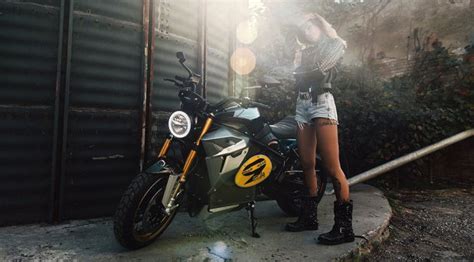 Energica Eva Esseesse9 Combines “old School” Look With Electric Motor