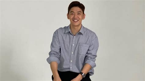 Lee Yong Dae Ingin Tinggal Di Indonesia Ceweknya Cantik Semua