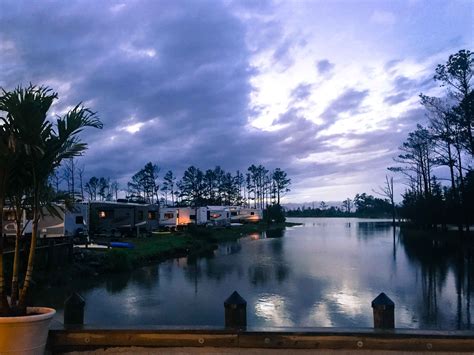 Cottage Glamping At Masseys Landing { Video Photos }