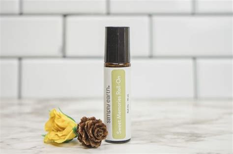 Soothing Essential Oil Roll On For Sweet Memories Simply Earth Blog Recipe Essential Oils
