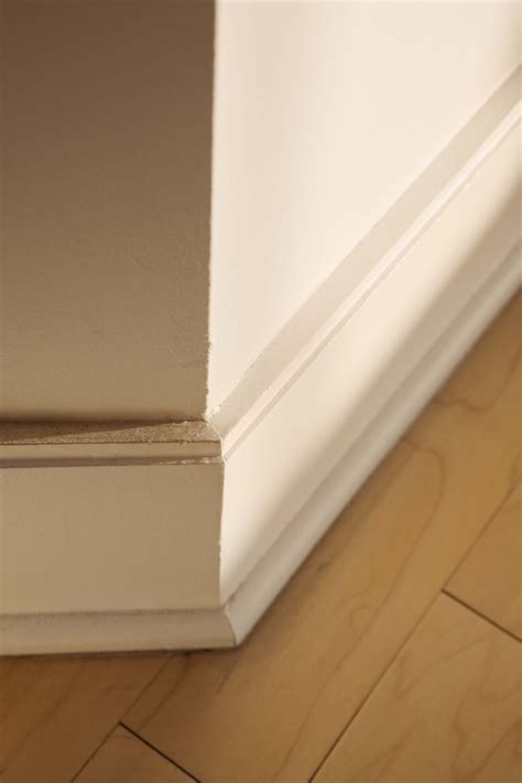 Gap Between Floor And Baseboard For Carpet Floor Roma