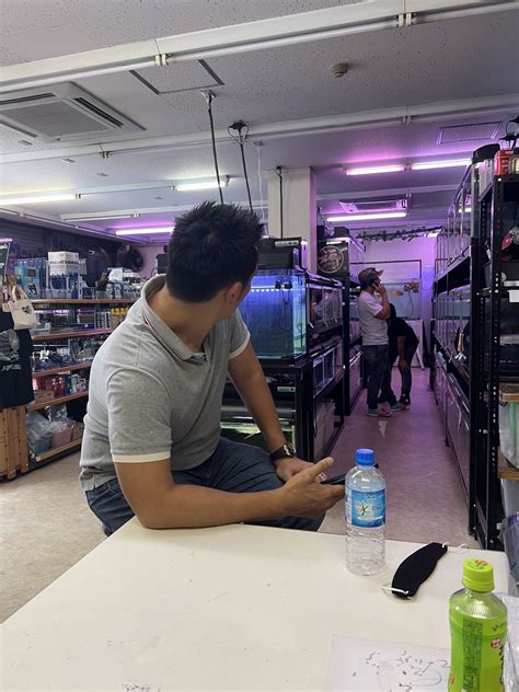 アジアアロワナ専門店ラフレシア On Twitter 多くのマニアさんに楽しい時間を過ごして頂けたのであれば、僕もジミーもとても嬉しいです。海外ファームと話せる機会もなかなかないと思います