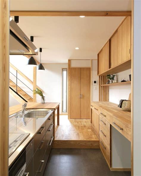 クボタ住建さんのインスタグラム写真 クボタ住建Instagram 木の家だからできること クボタ住建 キッチンを一段下げて