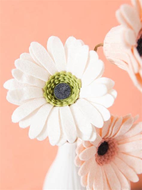 How To Make The Most Gorgeous Gerber Daisies Out Of Felt Artofit
