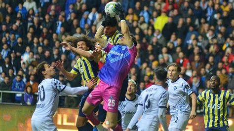 Fenerbahçeye Adana Demirspor çelmesi