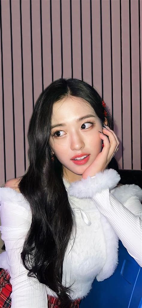 Yu Jin Iz One Dimples Uchiha Anime Art Girl Celebrities Female