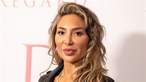 Teen Mom Farrah Abraham Twerks In Skintight Leggings On A Jog After