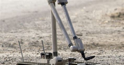 Do Soldiers Get Too Attached To Battlefield Robots Cnet