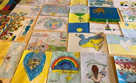 У Німеччині відбулася виставка малюнків дітей з Ірпеня Вечірній Київ