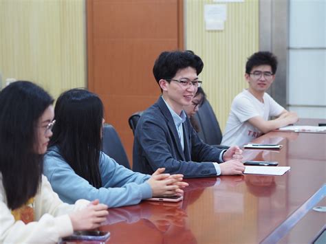武汉大学测绘学院第二十一届研究生会述职大会成功召开武汉大学测绘学院研究生在线