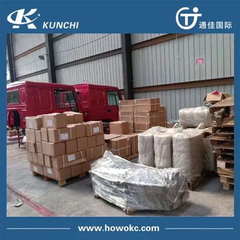 Sinotruck Howo Shacman Faw Foton Truck Spare Parts Engine Rear Support