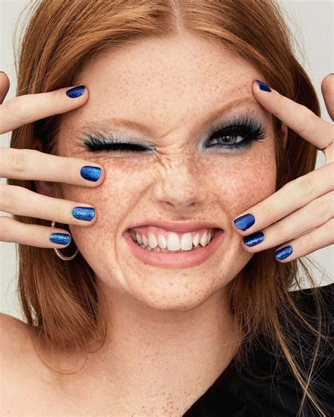 Rihanna Flashing Her Nipples Rcelebredheads