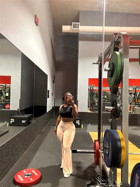 Almost Stack Up There 🙄 💆‍♀️