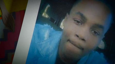 Wisconsins Most Wanted Demeris Wallace Arrested Accused Of Sex