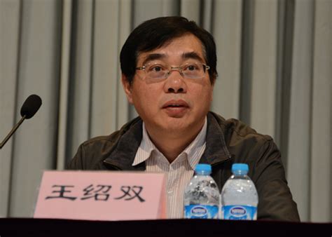 王绍双夏先德大山谷图库