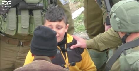 فيديو لطفل خرج باحثاً عن لعبته وكان الرعب بانتظاره منتديات درر العراق