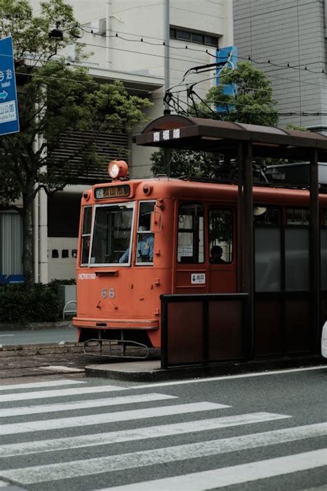 有关亚洲城市 交通枢纽 公共交通 垂直拍摄 城市 城市之旅 城市探索 城市景点 城市景观 城市游 城市环境 城市街道