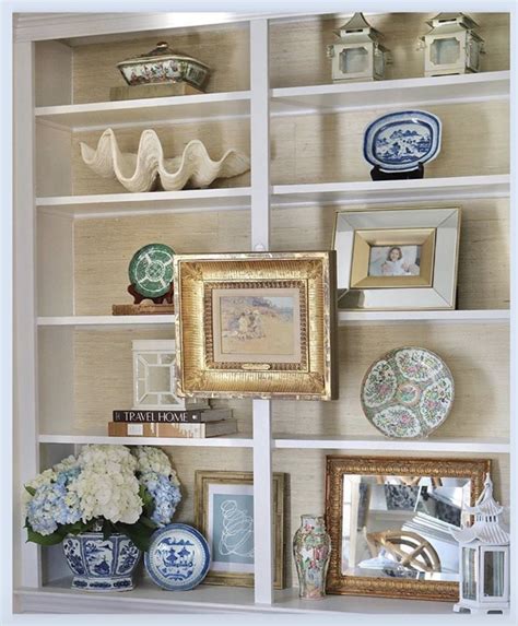 Stylish Bookshelf Decor Ideas