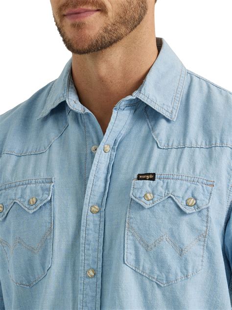 Wrangler® Mens Regular Fit Short Sleeve Chambray Shirt