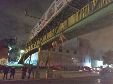 Hallan los cadáveres de dos hombres desnudos colgados de un puente en SLP Proceso