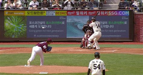 Ssg 키움 꺾고 4연승 1위 탈환최형우 465번째 2루타 신기록