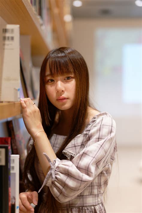 さよならの夏 あまねちゃん その30 ─ 北陸モデルコレクション 2022828 富山県美術館 ─ 徒然草 ─ 青りんご ─