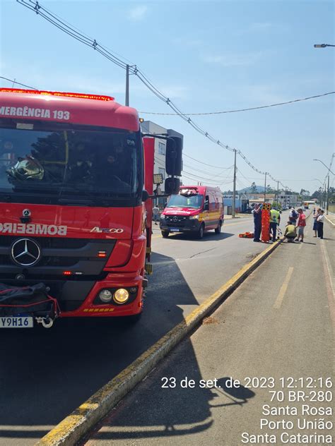 Colisão Entre Veículo E Motocicleta Deixa Duas Pessoas Feridas Vvale