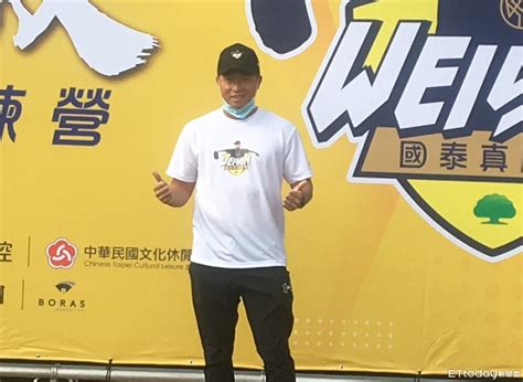 洪總加入富邦不一樣 鍾承祐：教練多流動是好事 Ettoday運動雲 Ettoday新聞雲