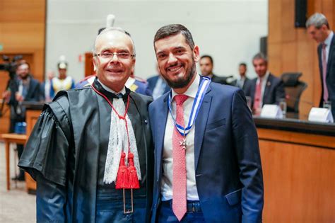 Presidente da Alerj Rodrigo Bacellar recebe colar do Mérito Judiciário Maricá Info